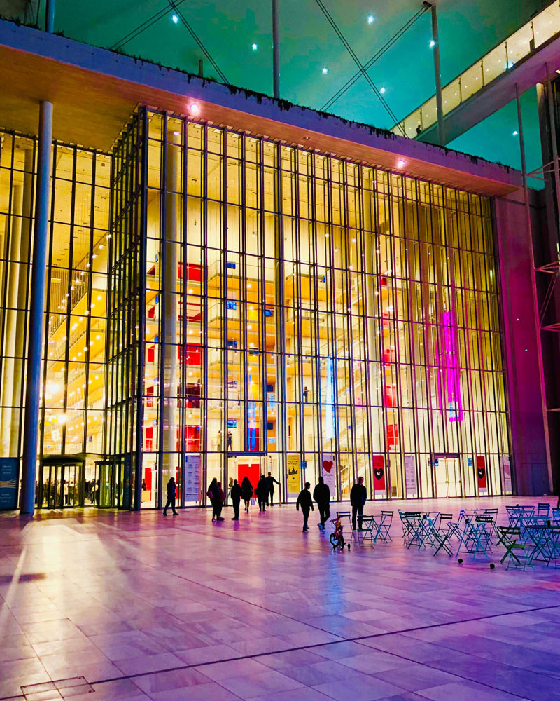 Stayhome - Free Bootstrap 4 Template by Colorlib